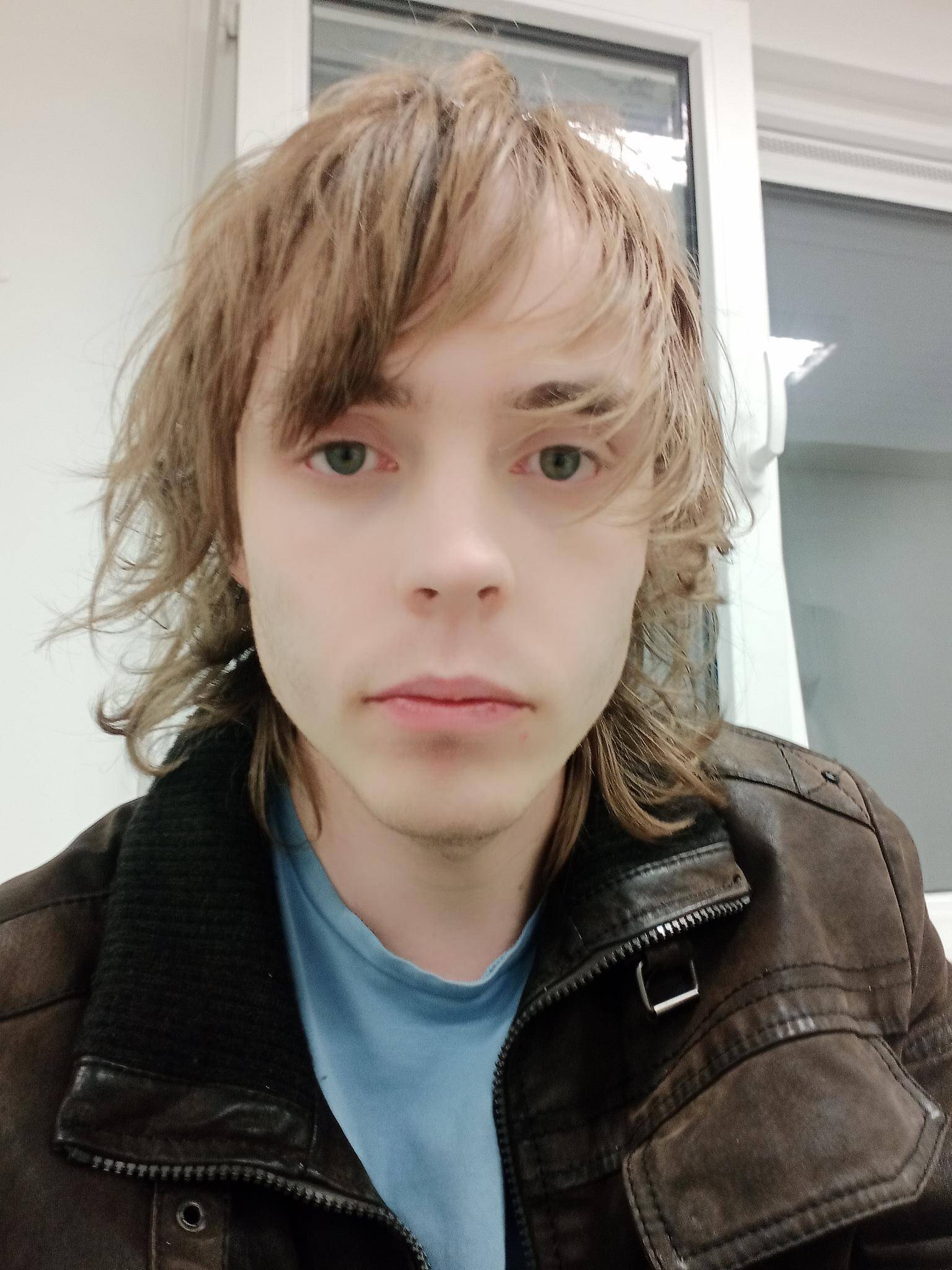 Robert Raven, Writer, Graphic designer