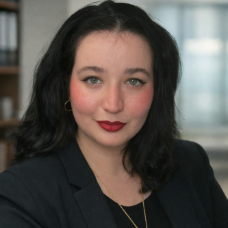 Beatriz Marín, Consultora en políticas públicas y gobernanza IA