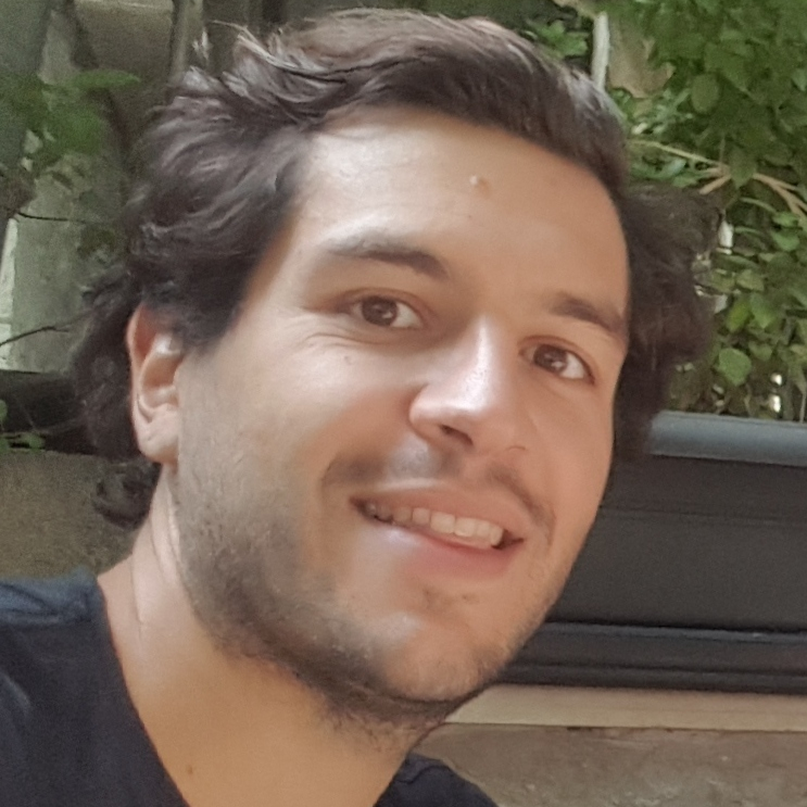 Adrien Iliopoulos, chef de projet immobilier