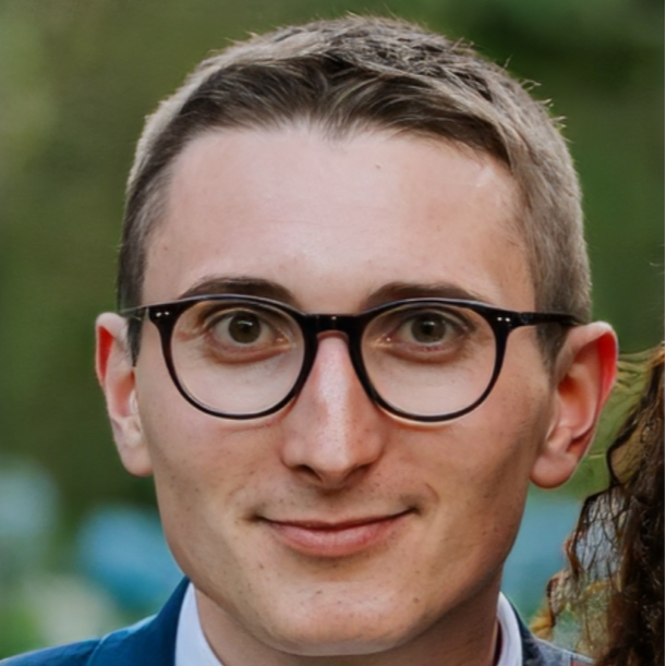 Adrien Cadoret, Développeur FullStack Java/Angular/React